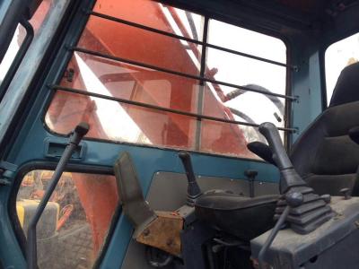 China Gebrauchtes Hitachi EX200-1 Crawler Bagger ZX200-3 ZX200-5 EX120-3 in Shanghai ISUZU Motor zu verkaufen