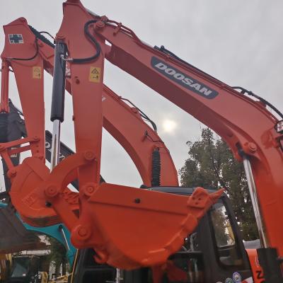 Cina Miniescavatore Doosan DX60 DX60-9 con capacità di 0,7 secchi e peso operativo di 15000 in vendita
