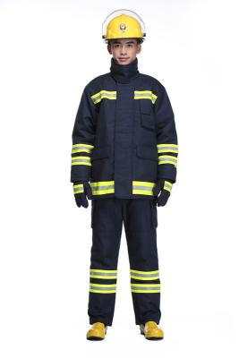 Cina Uniformi ignifughe dell'ingranaggio dell'affluenza del vigile del fuoco dell'attrezzatura dei pompieri con Nomex IIIA in vendita