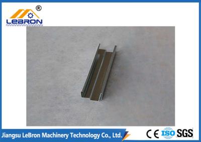 China Rolo fácil do quadro de porta da operação que forma o aço de alta velocidade da máquina 240mm à venda