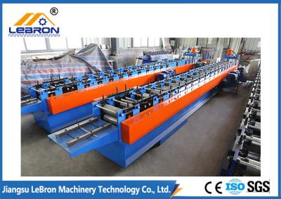 Cina Rotolo d'acciaio stabile della struttura di porta che forma il comando a catena del bene durevole 23m/min 0.8mm della macchina in vendita