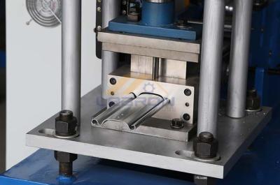 Cina Rotolo per porta dell'otturatore da 0,8 mm che forma una macchina a 14 stazioni in vendita
