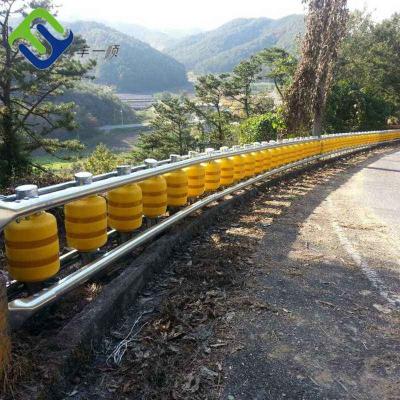 China Anti arresto della nuova di progettazione di strada principale di sicurezza della guardavia barriera del rullo compressore for sale