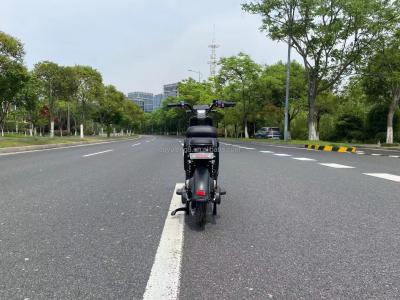 Cina Motociclo elettrico urbano a velocità rapida da 60 V, ciclomotore con motore potente e display LCD in vendita