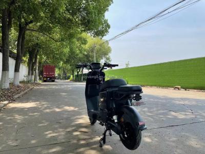 Cina Motociclo elettrico urbano a velocità rapida da 60 V, ciclomotore con motore potente e display LCD in vendita