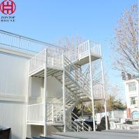 China 3 Bedroom Prefabricated Shipping Container House Stackable 20ft for sale
