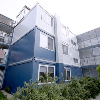 China Snelle Ontwerp van het Zontop bouwt het Vlakke Pak Moderne Toevlucht 20ft van het Luxeglas de Prefab Geprefabriceerde Huizen van het Container Modulaire Staal Te koop