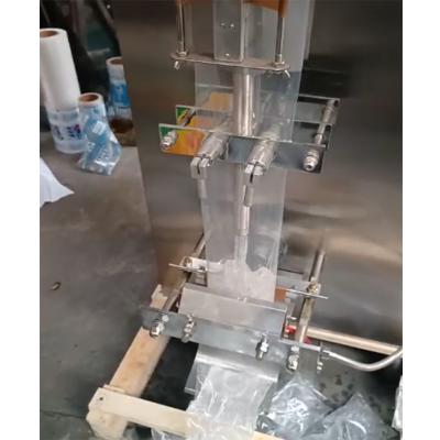 Cina 50-500ml Automatica Verticale Plastica Film Liquid Sachet Acqua Riempimento Macchina di imballaggio in vendita