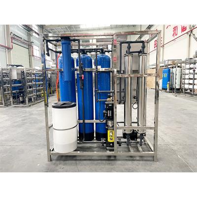 Cina 10-40C Temperatura dell'acqua 1000LPH Sistema industriale di depurazione dell'acqua per osmosi inversa in vendita
