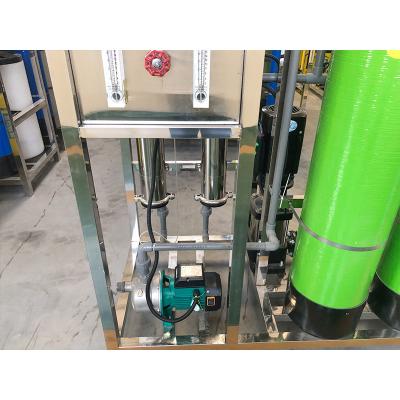 Cina Sistema di depurazione dell'acqua distillata da 500L a motore con membrana filtrante per impianti in vendita