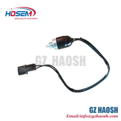 China MITSUBISHI AUTO PARTS MC137277 FUSO BACK UP SWITCH FIT PS100 120 135 for sale