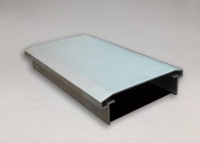 Cina 6063 profili di alluminio anodizzati d'argento di T5 T6 inossidabili per le parti di industria in vendita