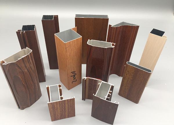 Produits en aluminium d'extrusion de grain de revêtement en bois de poudre 6063 6061 T4 T5 T6