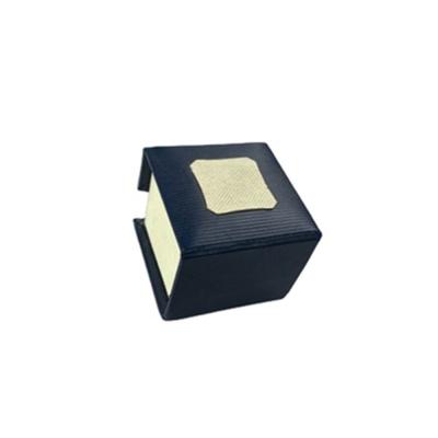 Cina Chiusura magnetica irregolare di carta di Ring Box With Foam Pillow di struttura di colore della miscela in vendita