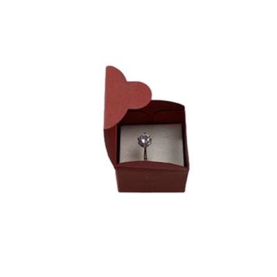 Cina Cartella su ordinazione dei contenitori di regalo dei gioielli della carta di colore con l'inserzione Ring Box Packaging del velluto della schiuma in vendita