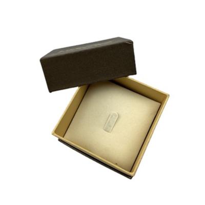 中国 OEMのビロードの挿入物の金ホイルのロゴのペーパー宝石類のギフト用の箱 販売のため