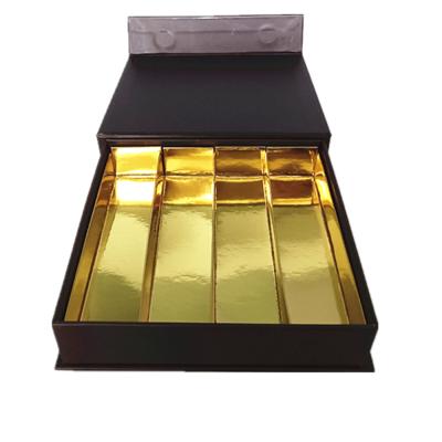 China Caja de embalaje de chocolate de diseño popular Papel revestido marrón Laminación mate Inserto de papel de tarjeta dorada con cierre magnético en venta