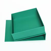 China Empty Lining Cardboard Gift Packaging Boxes Green Custom Magnetic Box Packaging for sale