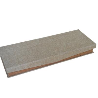 China Matte Beige Decorative Magnetic Closure-Giftdoos die Gerecycleerde Fluweelvoering verpakken Te koop