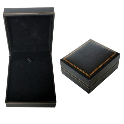 Cina Pantone che stampa il contenitore di regalo di cuoio nero dell'orecchino di Ring Box Velvet Lining Empty in vendita