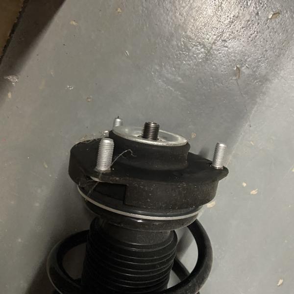 Quality SAIC MG ZS Front Right Shock Absorber Assembly Auto Suspension OE 10242085 for sale