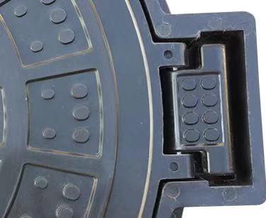 Cina Coperta del pozzo di manovra in FRP ELITE con serratura resistente alla corrosione per ambienti difficili in vendita