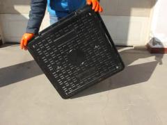 Copertura quadrata 300mm ad alta resistenza dello scolo, copertura di botola delle acque luride di FRP SMC