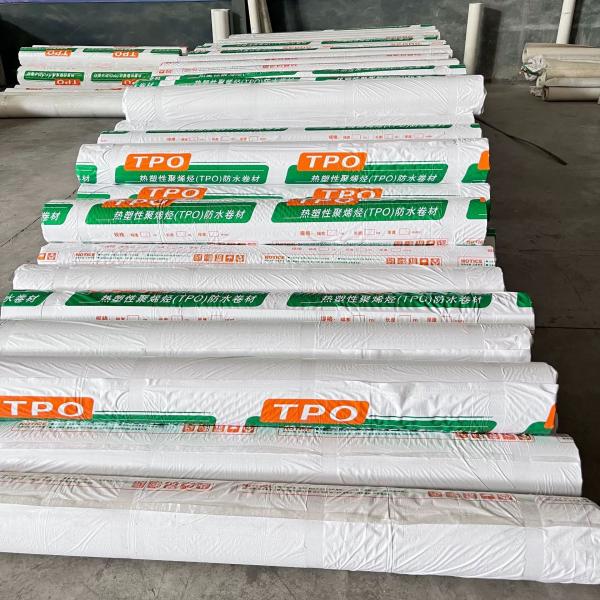 Quality Smooth Version 1m Or 2m Width Thermoplastic Membrane Roofing Easy To Install And Maintain for sale