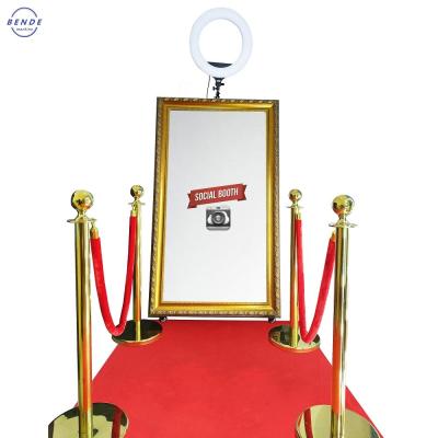 China 55 65 Touch Screen Mirror Photobooth Machine/Photobooth Shell for sale
