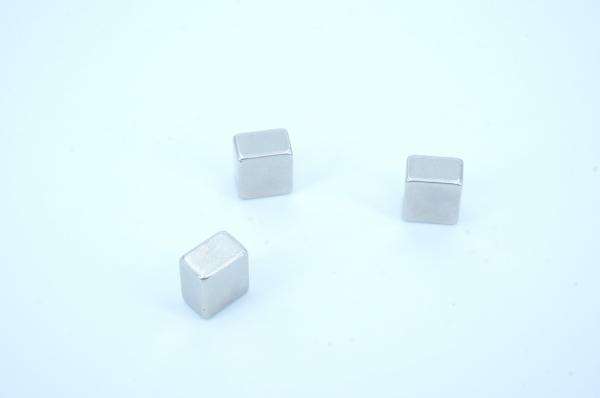 Quality Sintering Process NdFeB Magnet Max Working Temp 230ºC for Strong Magnetic Force for sale