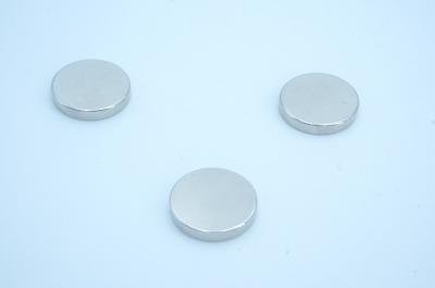 중국 커스텀 NiCuNi Sn 코팅 슈퍼 강성 자석 중용 애플리케이션 판매용