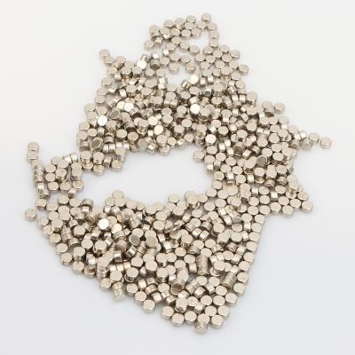 China Hoogtemperatuur 8X4Mm Kleine zeldzame aardmagneten NdFeB zeldzame aardmetalen magneten Te koop