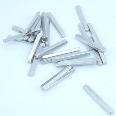 중국 시너지 처리 NdFeB 자석 얇은 희토류 자석 작업 온도 80C ~ 230C 판매용