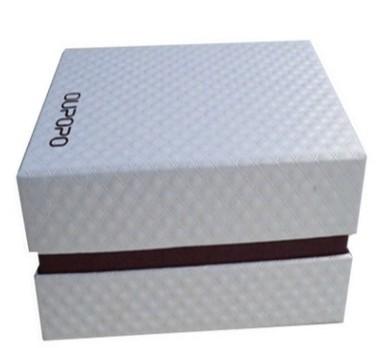 China custom lid and base gift box with shoulder rigid socks paper box  stockings packaging box for sale