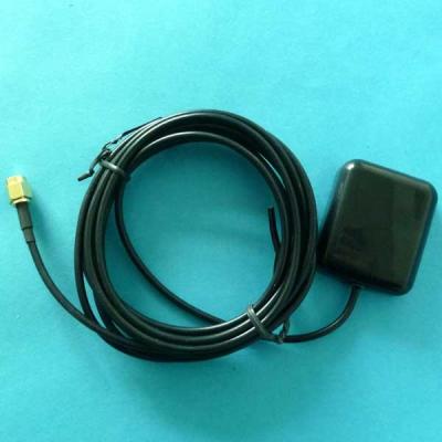 China 1575.42 MHz 28 DBi GPS Patch Antenna For Security And Tracking System for sale