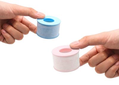 Cina Nastro rosa blu del gel del silicone del microporo del nastro del ciglio di estensione del pacchetto sensibile su ordinazione 2Pcs del nastro in vendita