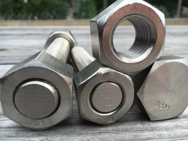ASTM A193 B8 Threaded Bolt (5)