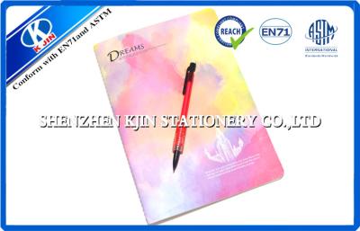 China Kraft recicló el cuaderno obligatorio de costura del rosa de papel cuadernos/A4 para la escuela en venta
