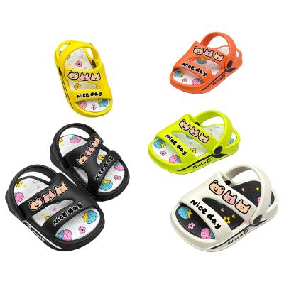 China EVA Cartoon Kids Casual Sandals Anti-slip Beach Children Slippers for sale