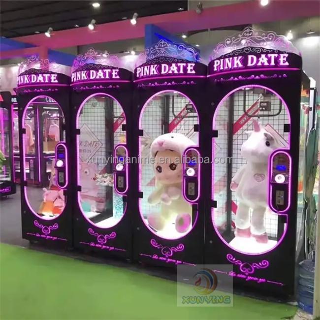 Detailed view of coin slot and bill acceptor area