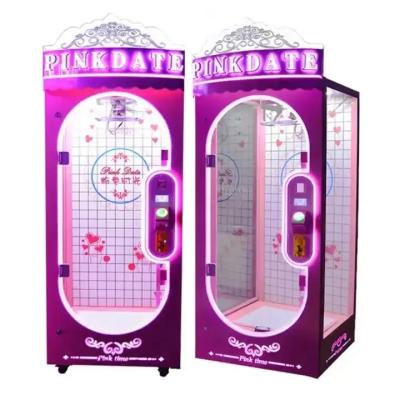 Cina 50KG Customized Black Pink Date Arcade Coin Operato Giochi Claw Machine Taglio dei premi in vendita