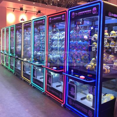 China Amusement Game Center Indoor Arcade Games Transparent Claw Machine with US Plug Type for sale