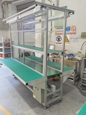 Chine Matériel de transport réalisé en ligne de production de convoyeur à courroie simple Solution avec épaisseur de courroie personnalisée et profils en aluminium à vendre