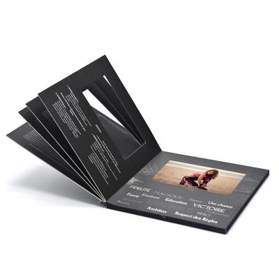 China Christmas Advertising 7 inch LCD Screen Business Video Brochure Card for sale