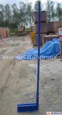 China Adjustable Guardrail Post 30mm Tube 1700mm Height for Slab Formwork Scaffolding Safety for sale
