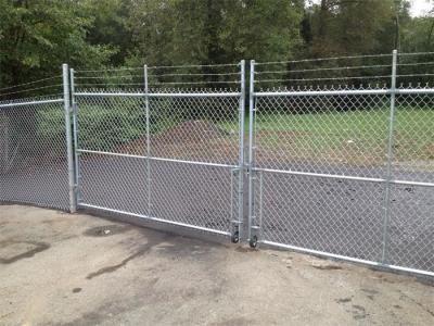 China Galvanized Chain Link Security Fence 50mm Mesh 2.0mm Wire for Industrial Use for sale