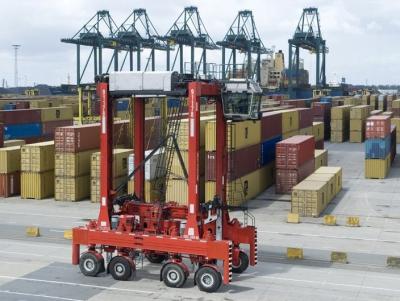 China Straddle Carrier for sale