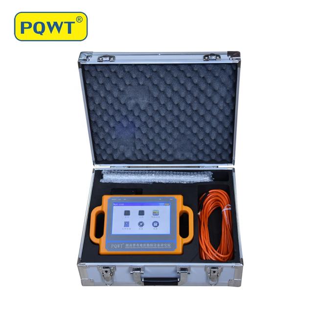 PQWT-S300 Water Detector in use