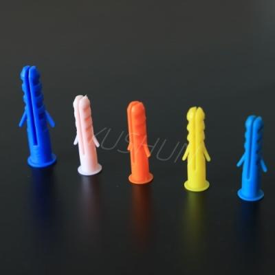 Cina Ancora di plastica di nylon dell'ANHUI con uso della spina di parete della spina di espansione del chiodo M6 M8 M10 M12 per la parete in vendita