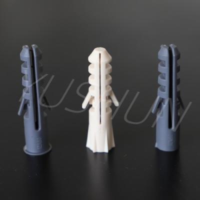 Cina Ancora di plastica di nylon dell'ANHUI con uso della spina di parete della spina di espansione del chiodo M6 M8 M10 M12 per la parete in vendita